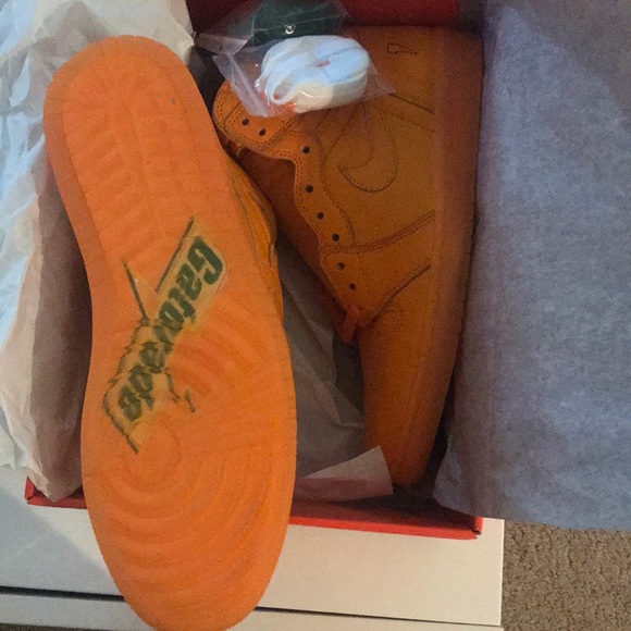 Nike | Shoes | Mens Gatorade Limited Edition Air Jordan Retro | Poshmark